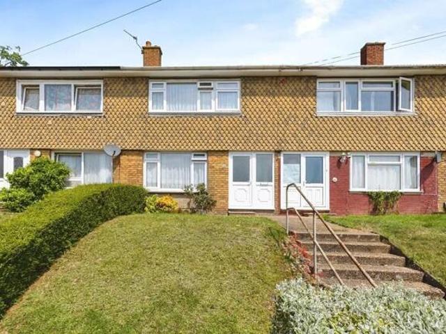 3 Bedroom House Dover Kent 100787132