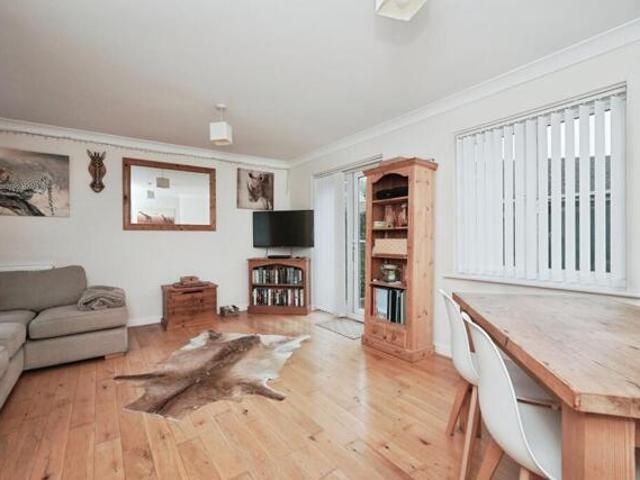 3 Bedroom House Dover Kent LS99986619