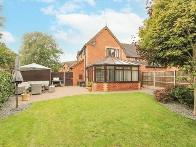 3 Bedroom House Doncaster Doncaster 100191859