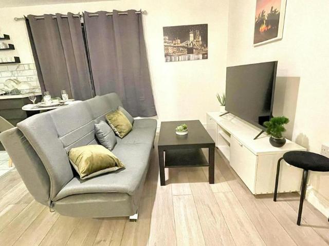 3 Bedroom House Doncaster Doncaster LS94994580