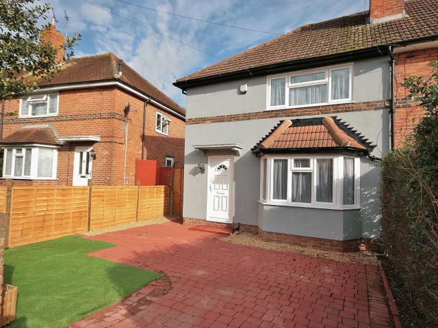 3 BEDROOM HOUSE Dawlish Road, Reading