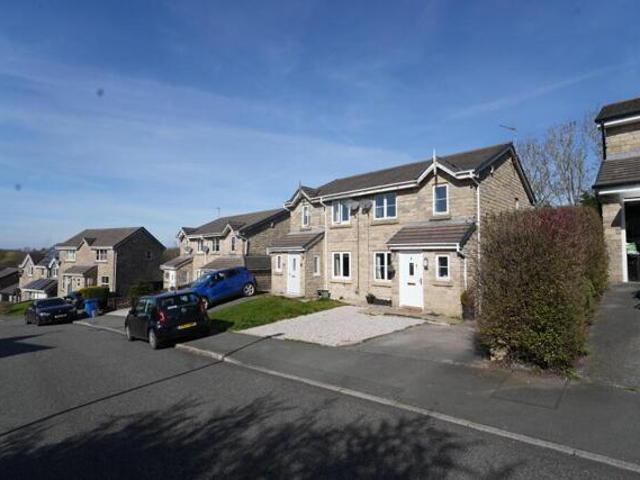 3 Bedroom House Darwen Blackburn With Darwen LS101231652