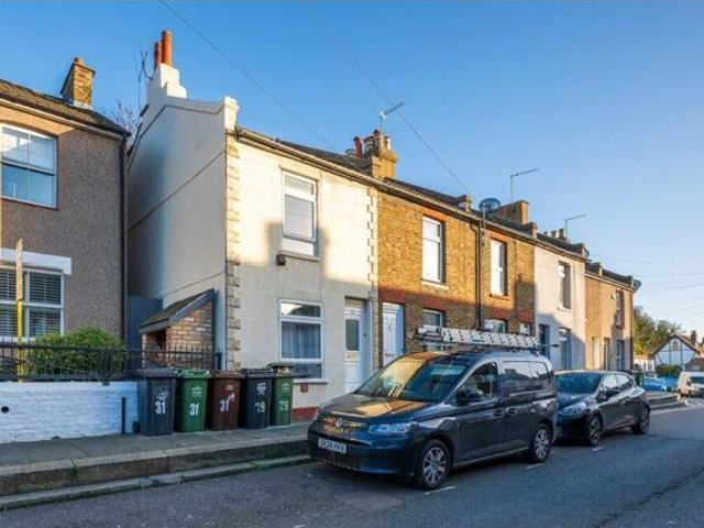 3 Bedroom House Dartford Kent 99436795