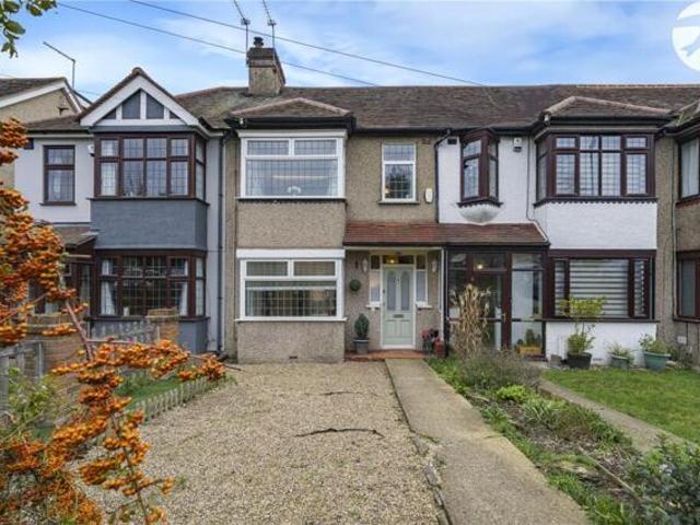 3 Bedroom House Dartford Kent 100132475