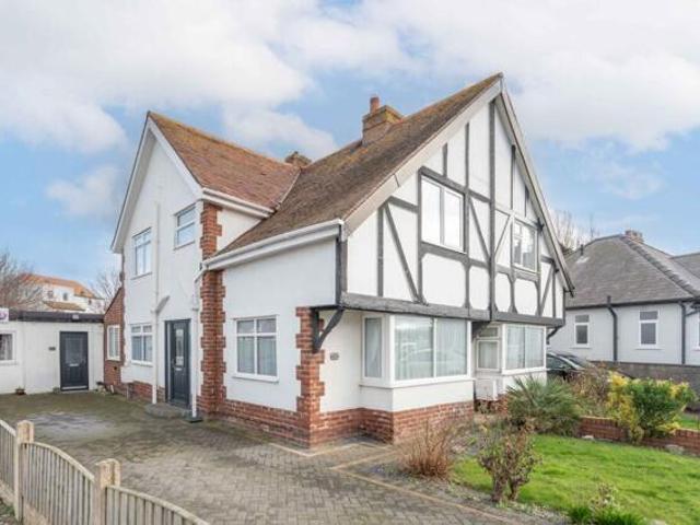 3 Bedroom House Denbighshire Denbighshire 99952400