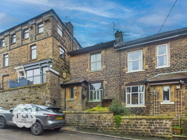 3 Bedroom House Derbyshire Derbyshire LS100342929