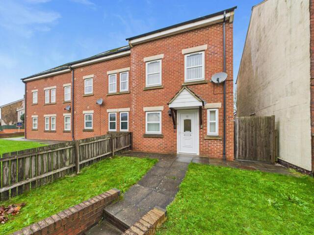 3 Bedroom House Derbyshire Derbyshire 100426326