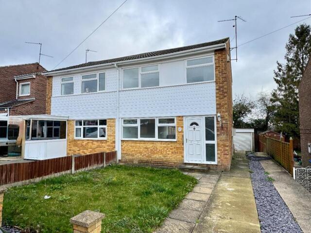 3 Bedroom House Desborough Northamptonshire 99437278