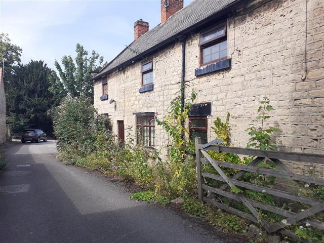 3 Bedroom House Dinnington Dinnington LS100917386