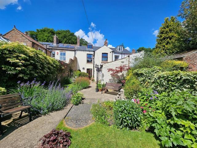 3 Bedroom House Driffield East Riding Of Yorkshire 100316897