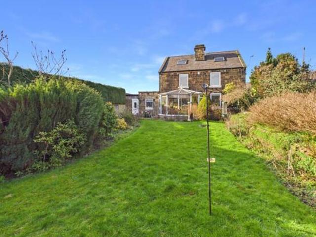 3 Bedroom House Dronfield Derbyshire 101677899