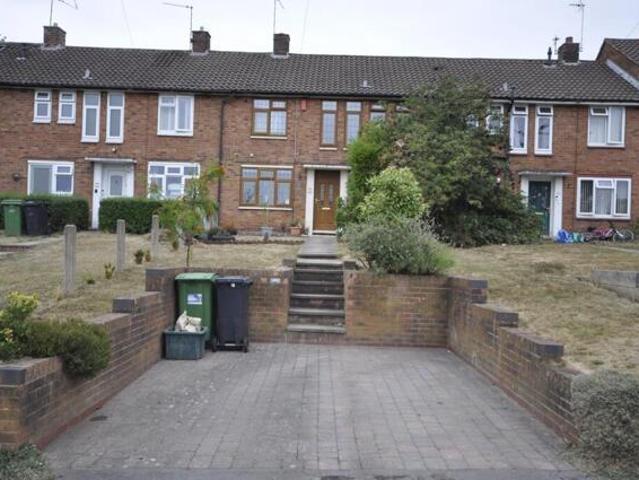 3 Bedroom House Dudley Dudley 99895161