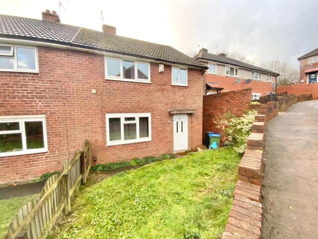 3 Bedroom House Dudley Sandwell LS101677839