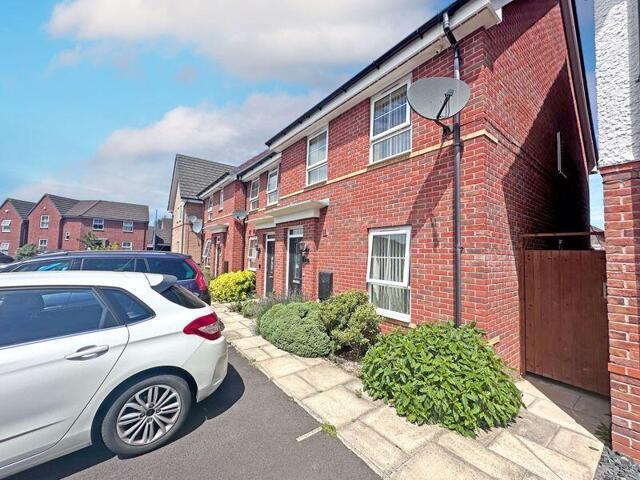 3 Bedroom House Dudley Sandwell LS99774107