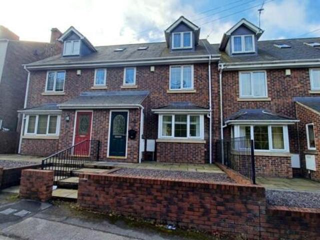 3 Bedroom House Durham County Durham LS98477429