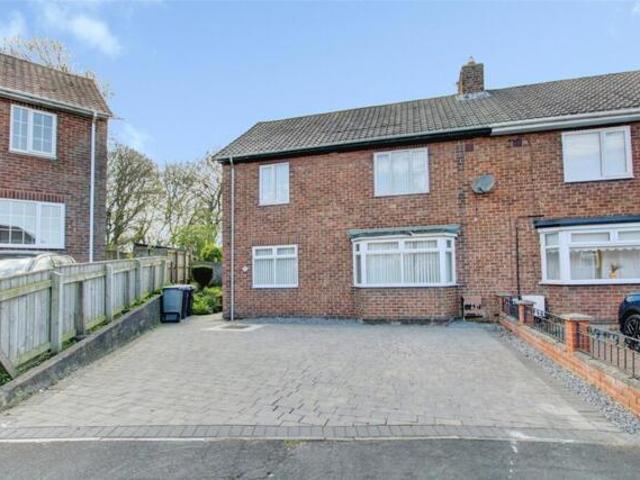 3 Bedroom House Durham County Durham LS101743302