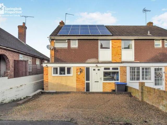 3 Bedroom House Durrington Wiltshire 99926336