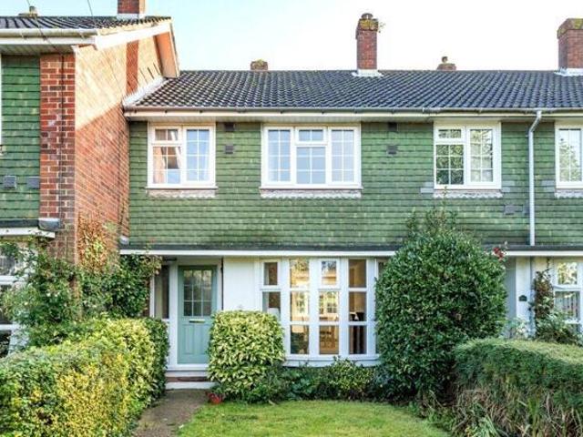 3 Bedroom House Emsworth Emsworth 100786996