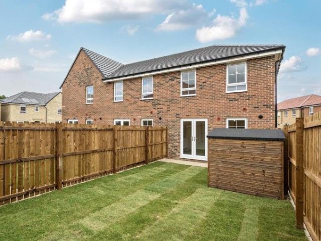 3 Bedroom House End Terrace