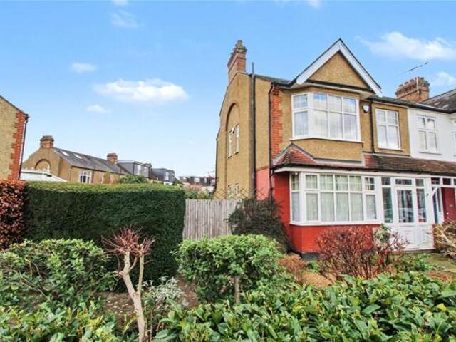 3 Bedroom House Enfield Greater London 100426069