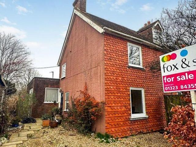 3 Bedroom House East Sussex East Sussex LS99029393