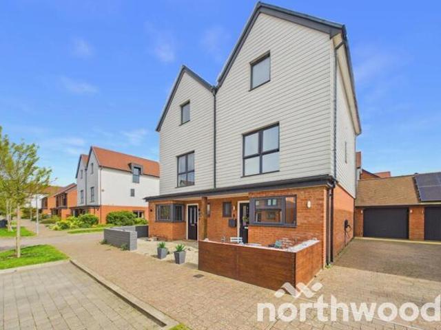 3 Bedroom House East Sussex Kent 101676805