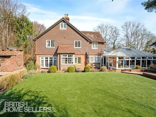 3 Bedroom House East Sussex Kent 101797022