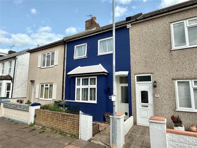 3 Bedroom House Eastbourne East Sussex 100615235