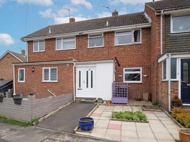 3 Bedroom House Eastbourne East Sussex 101678300