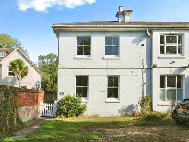 3 Bedroom House Eastleigh Hampshire 101931596