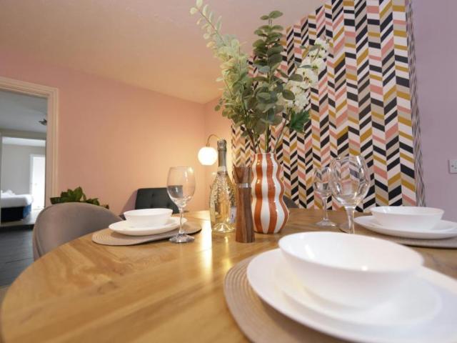 3 Bedroom House Ely Ely LS95793192