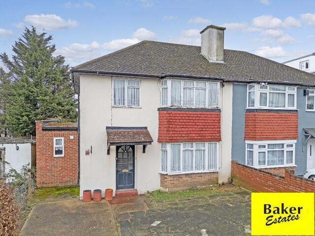 3 Bedroom House Epping Forest Greater London 98278519
