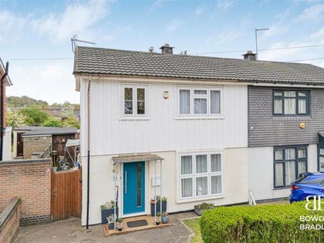 3 Bedroom House Epping Forest Greater London 101675734