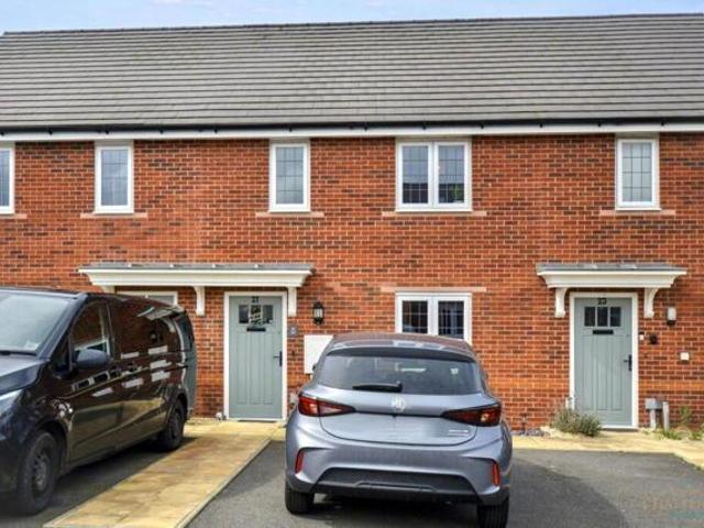 3 Bedroom House Evesham Worcestershire LS101677913