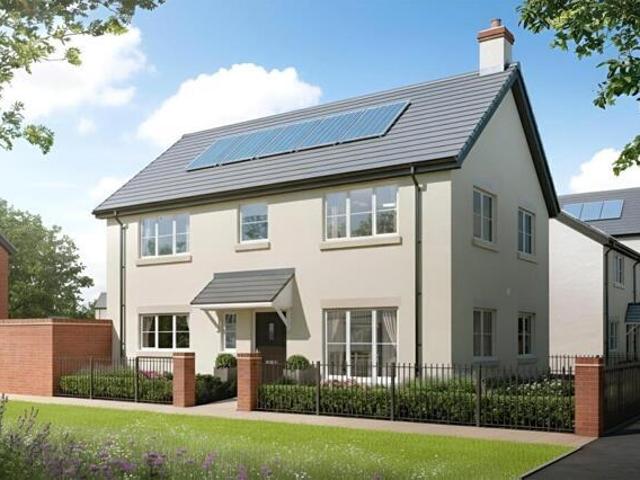 3 Bedroom House Exeter Devon LS98335850