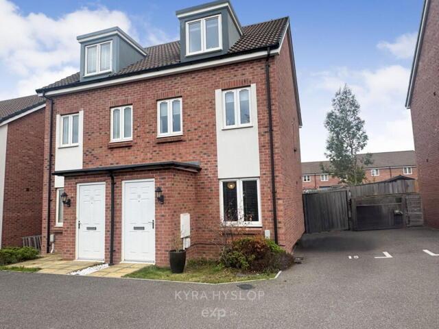 3 Bedroom House Exeter Devon 99773540