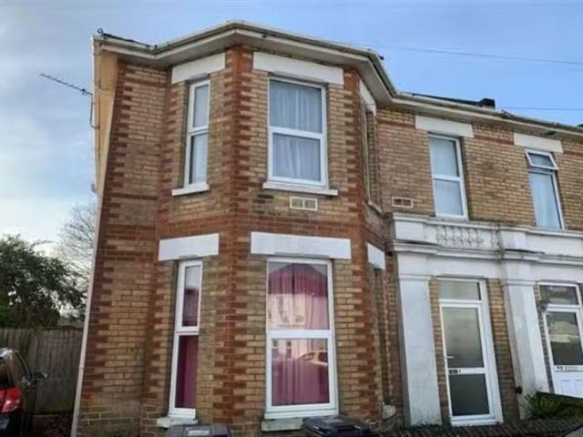 3 bedroom house for rent in 3 bedroom Semi Detached House in C.