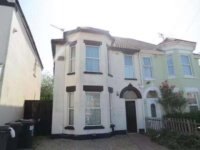 3 bedroom house for rent in 3 bedroom Semi Detached House in C.