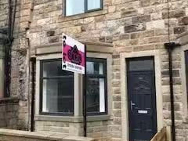 3 bedroom house for rent in 150 Blackburn Road Accrington, BB5