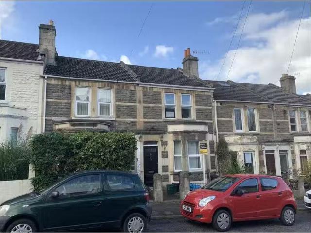 3 bedroom house for rent in Coronation Avenue, Bath, BA2