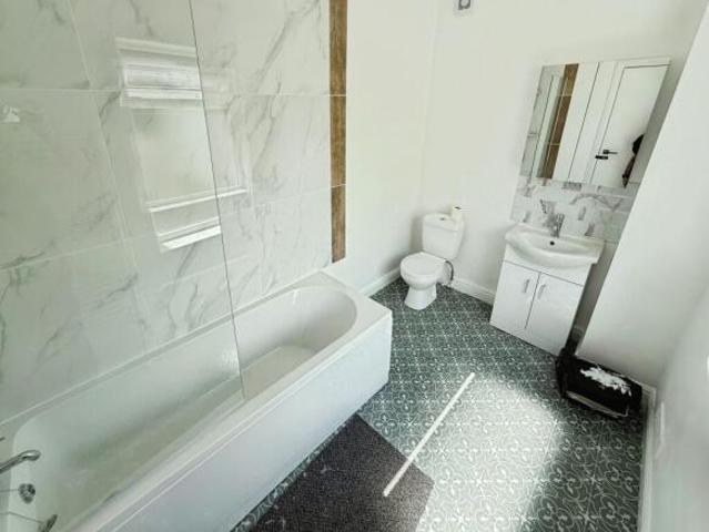 3 bedroom house for rent in Cadogan Street, HU3