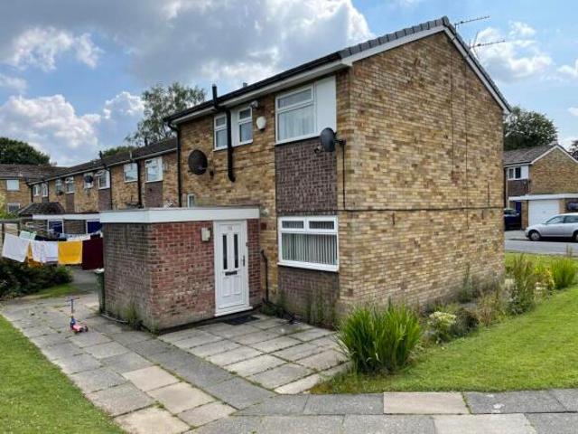 3 bedroom house for rent in Carslake Avenue, Heaton BL1