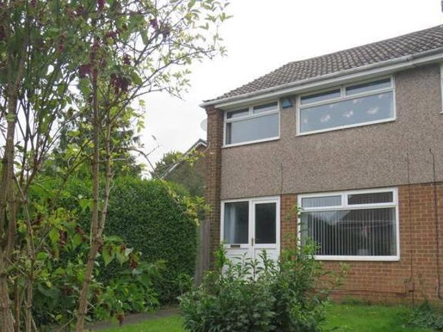 3 bedroom house for rent in Cedar Road MartoninCleveland MIDDLESBROUGH TS7