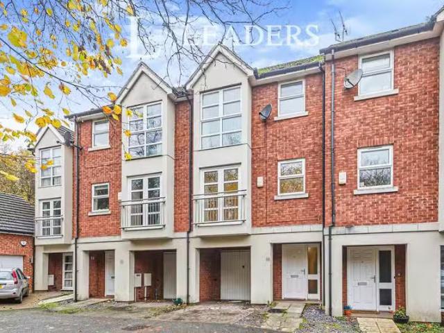 3 bedroom house for rent in Church Lane North, Darley Abbey, D.
