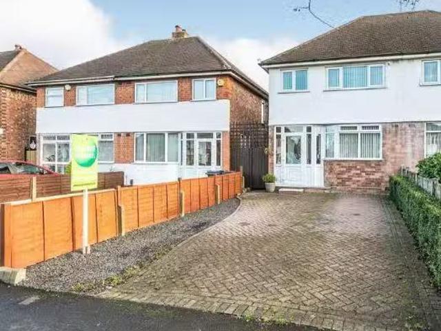 3 bedroom house for rent in Church Road, B26