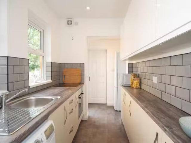 3 bedroom house for rent in Charlotte Road, Stirchley, Birming.