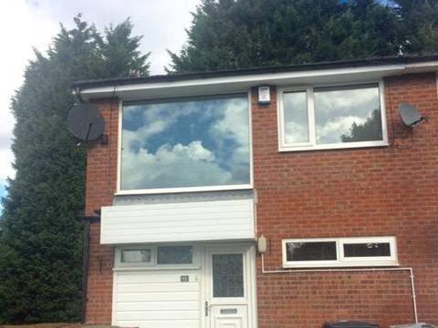 3 bedroom house for rent in Chestnut Close Wilmslow SK9 2NT SK9