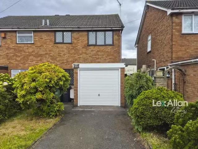 3 bedroom house for rent in Chez Nous, Lawrence Lane, Cradley.