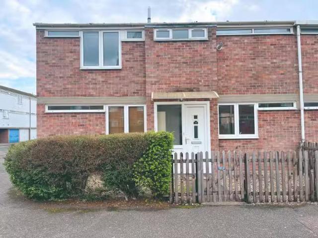 3 bedroom house for rent in Clare Close, Mildenhall, IP28