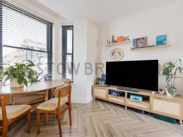3 bedroom house for rent in Clarendon Road, Walthamstow, E17